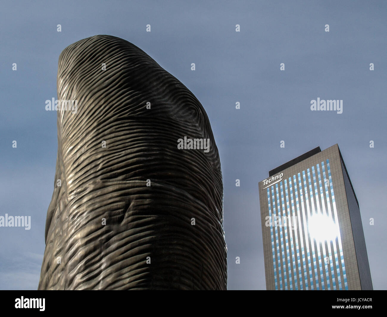 PARIS LA DEFENSE - GIANT THUMB DONE BY ARTIST CESAR (1981) 12 METERS ...