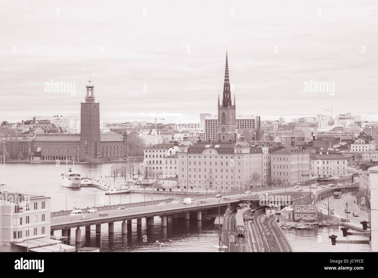 Cityscape in sepia hi-res stock photography and images - Alamy