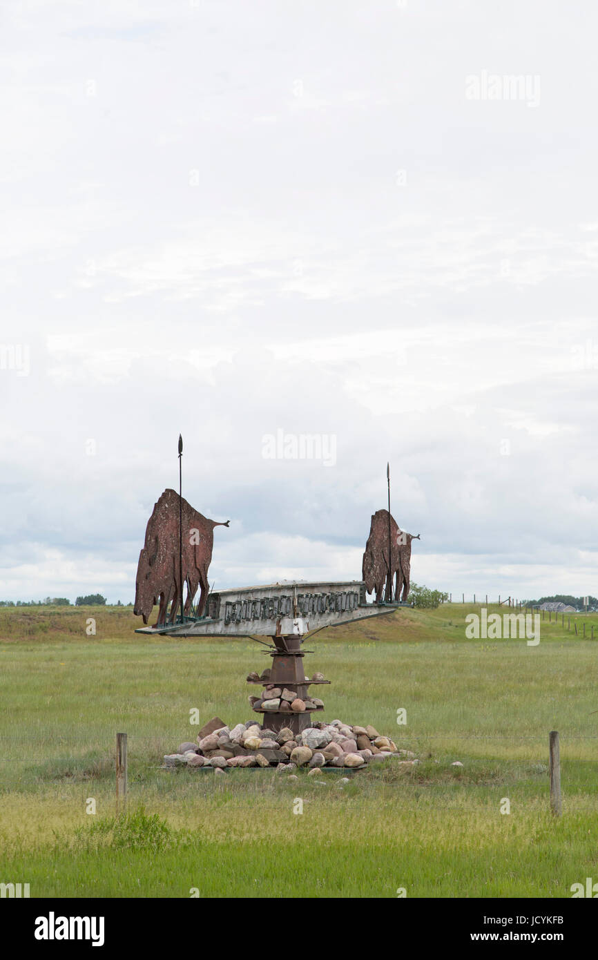 Sign marking the turning to Head-Smashed-In Buffalo Jump in Alberta ...