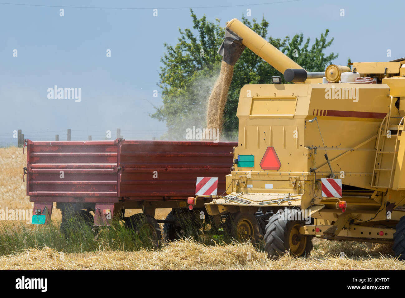 Winnowing machine hi-res stock photography and images - Alamy