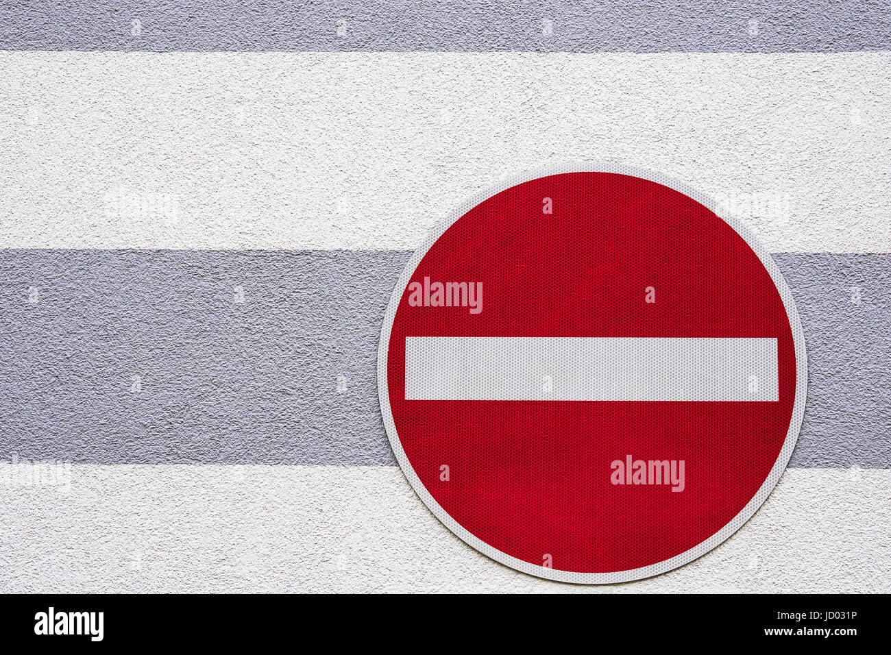 Road sign no entry at red wall hi-res stock photography and images - Alamy