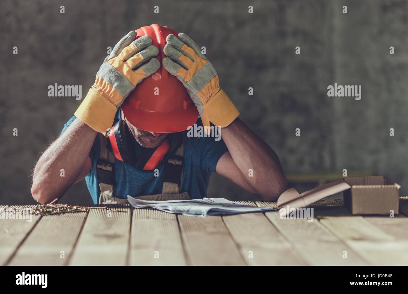 Bond installation hi-res stock photography and images - Alamy