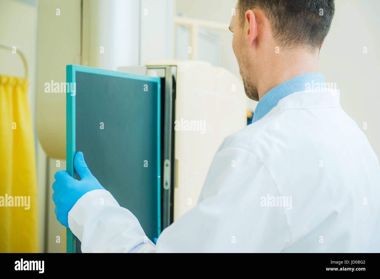 Xray radiographic hi-res stock photography and images - Alamy