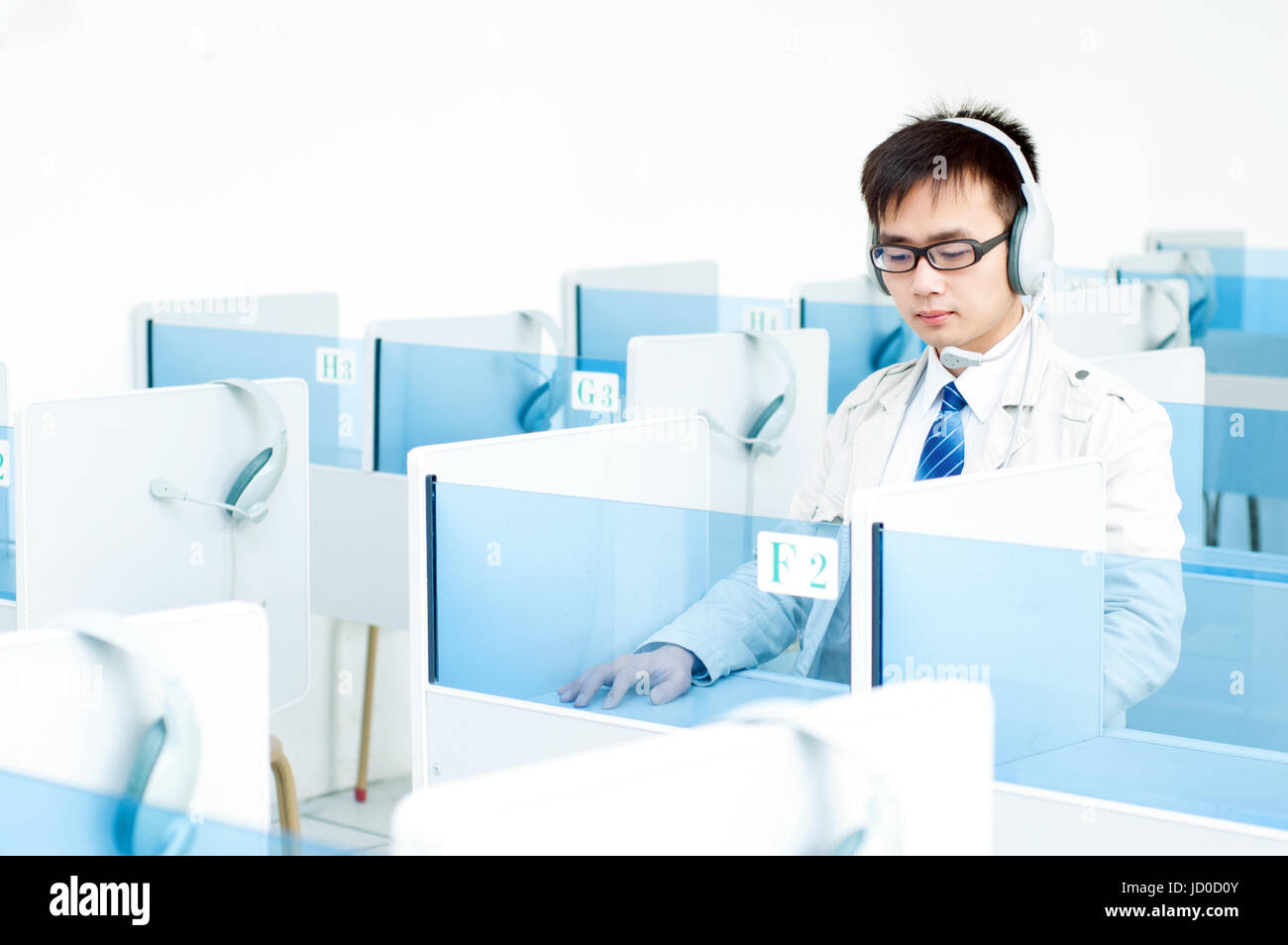 Language lab headphones hi-res stock photography and images - Alamy