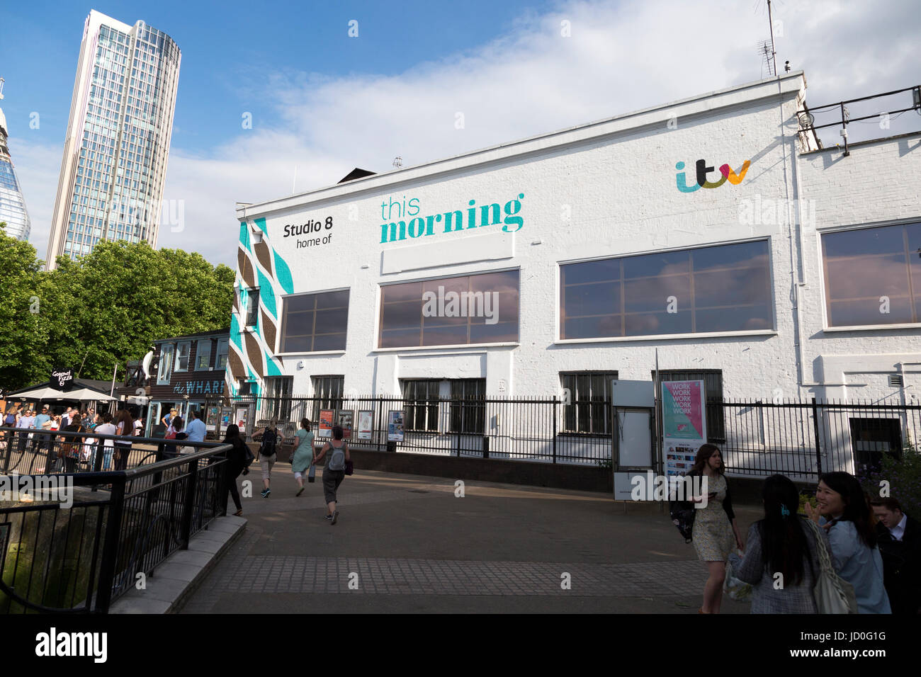 Itv studio hi-res stock photography and images - Alamy
