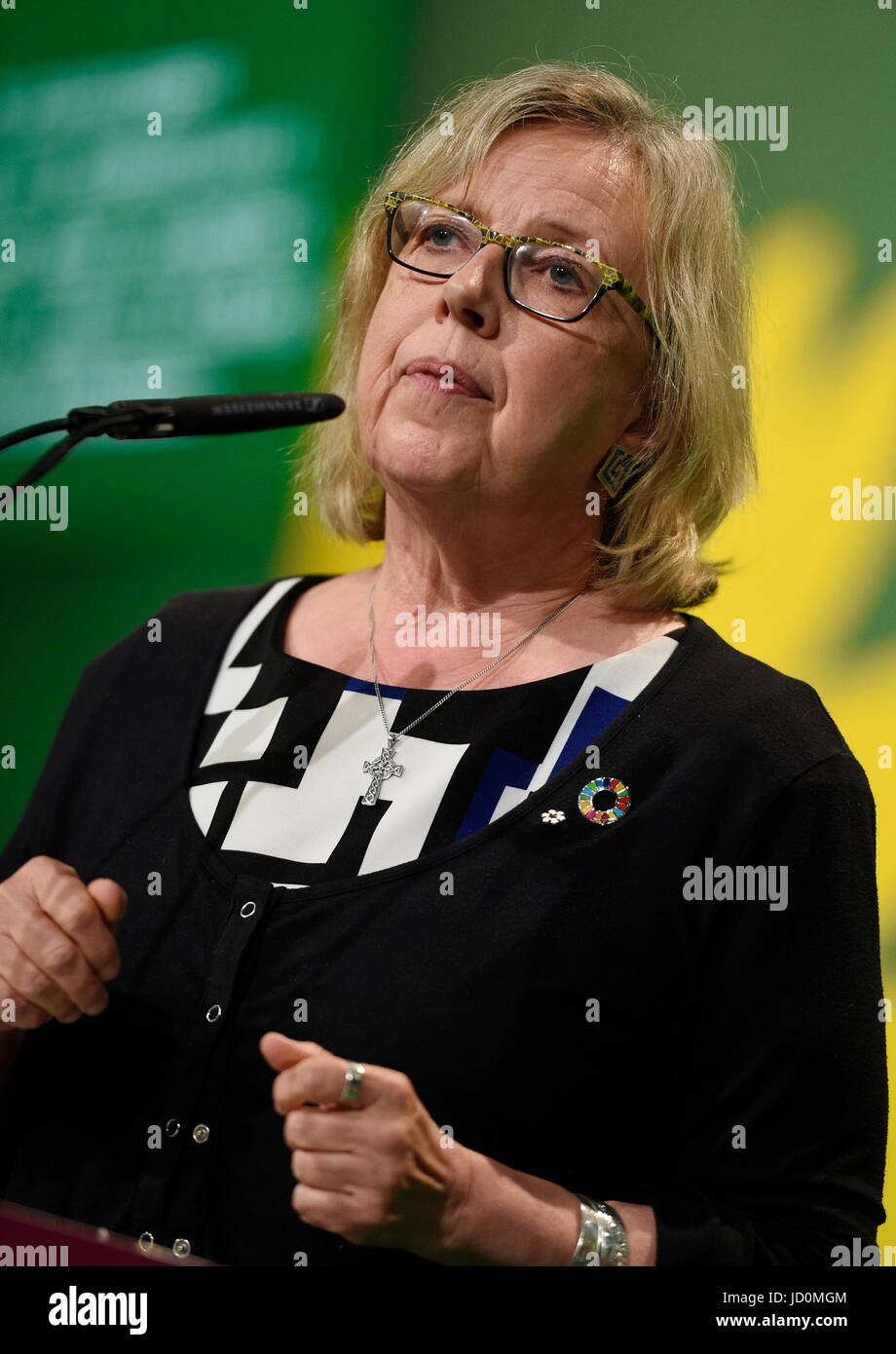 Elizabeth may green party hi-res stock photography and images - Alamy