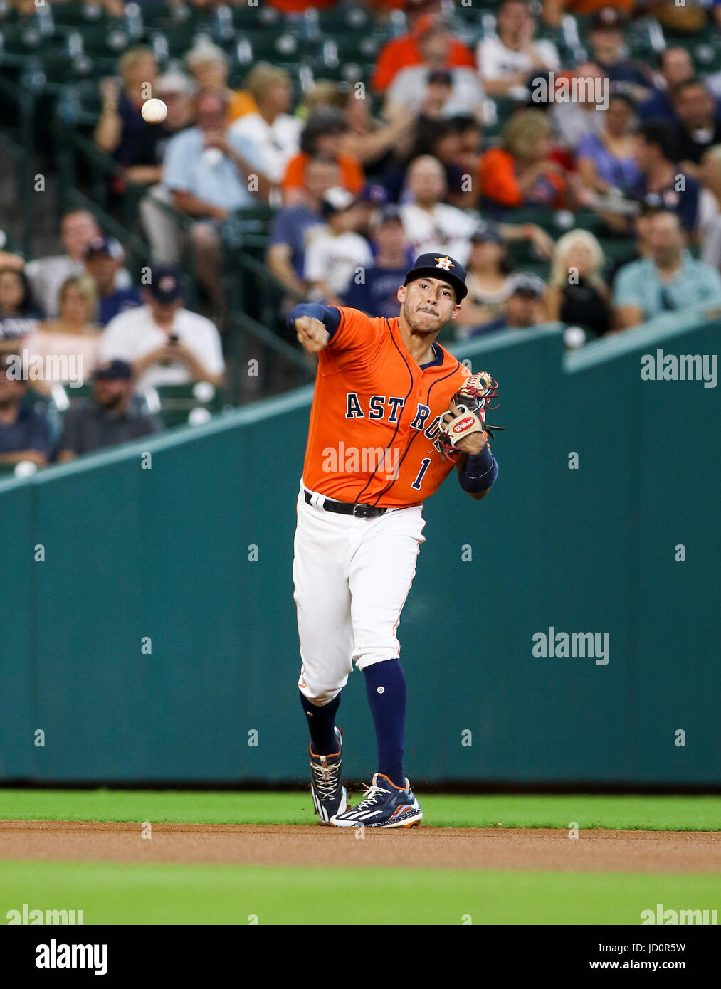 Houston, TX, USA. 16th June, 2017. Houston Astros shortstop Carlos ...