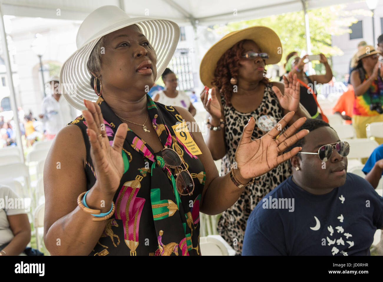 Charleston, South Carolina, USA. 17th June, 2017. Family members of ...