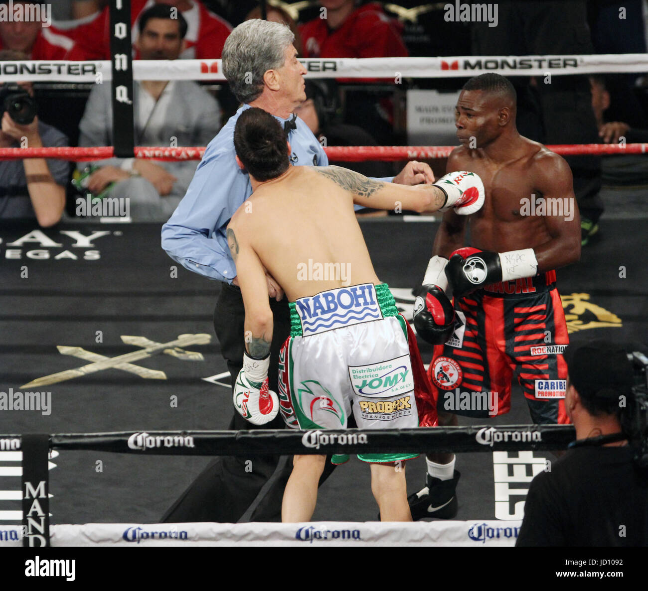 Las Vegas, Nevada, USA. 18th June, 2017. WBA Super Bantamweight Boxing ...