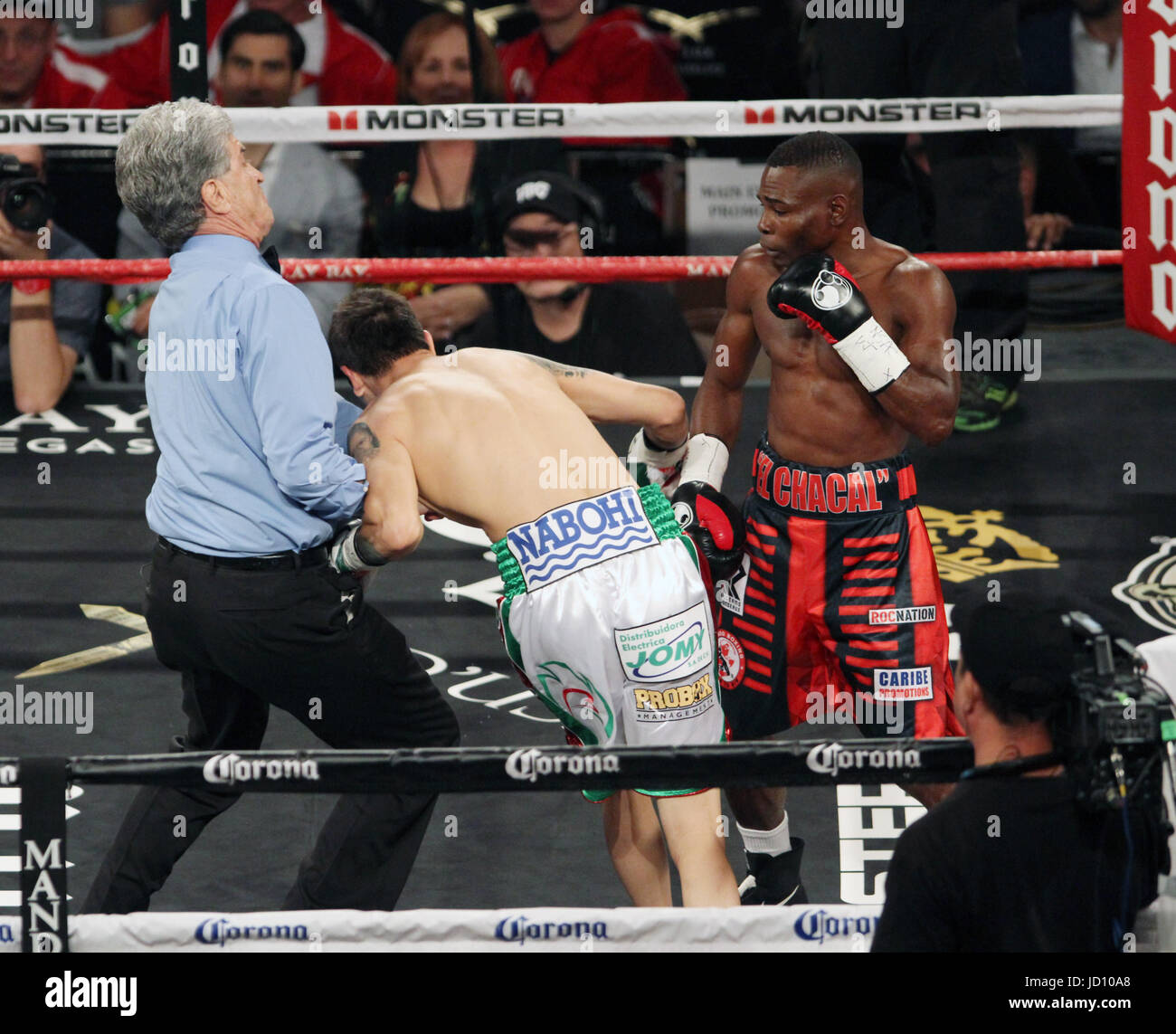 Las Vegas, Nevada, USA. 18th June, 2017. WBA Super Bantamweight Boxing ...