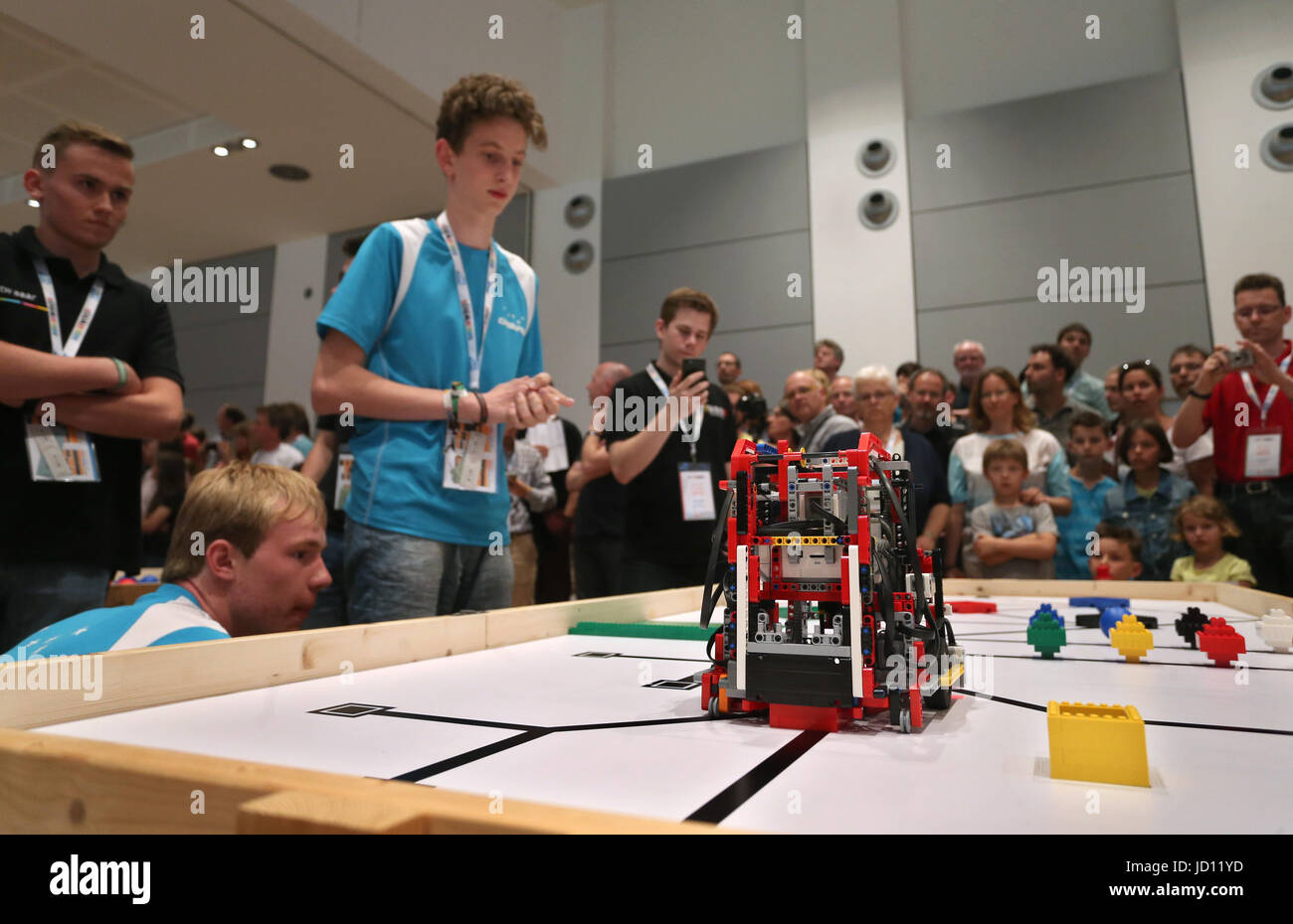Schweinfurt, Germany. 17th June, 2017. Participants in the World Robot ...