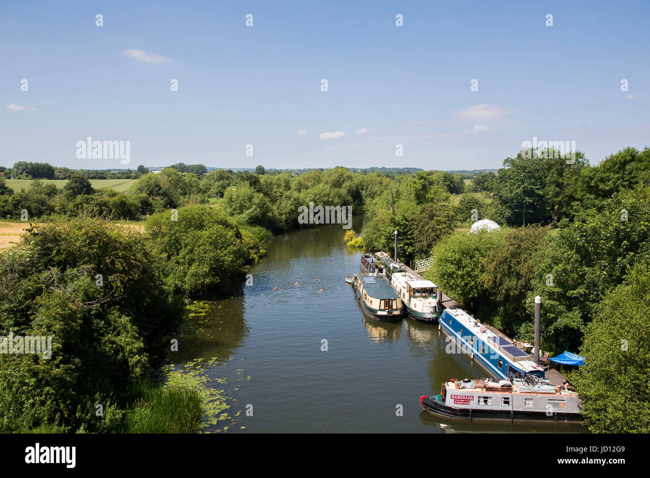 River Avon between Bristol and Bath, UK. 18th June, 2017. People swim ...