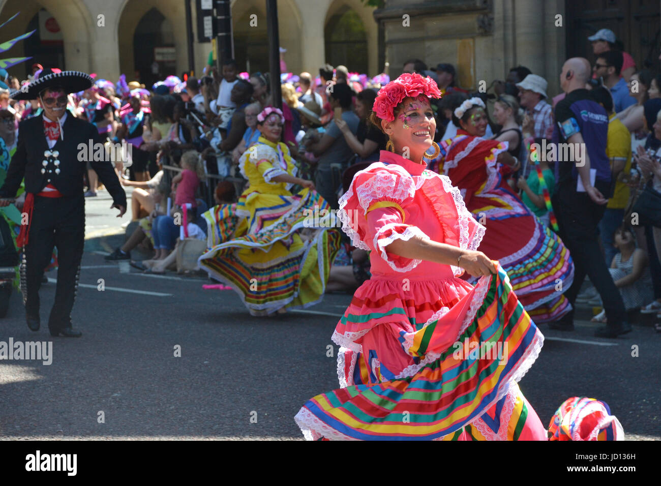 Manchester, UK. 18th June, 2017. A city smiling more than ever. Crowds ...