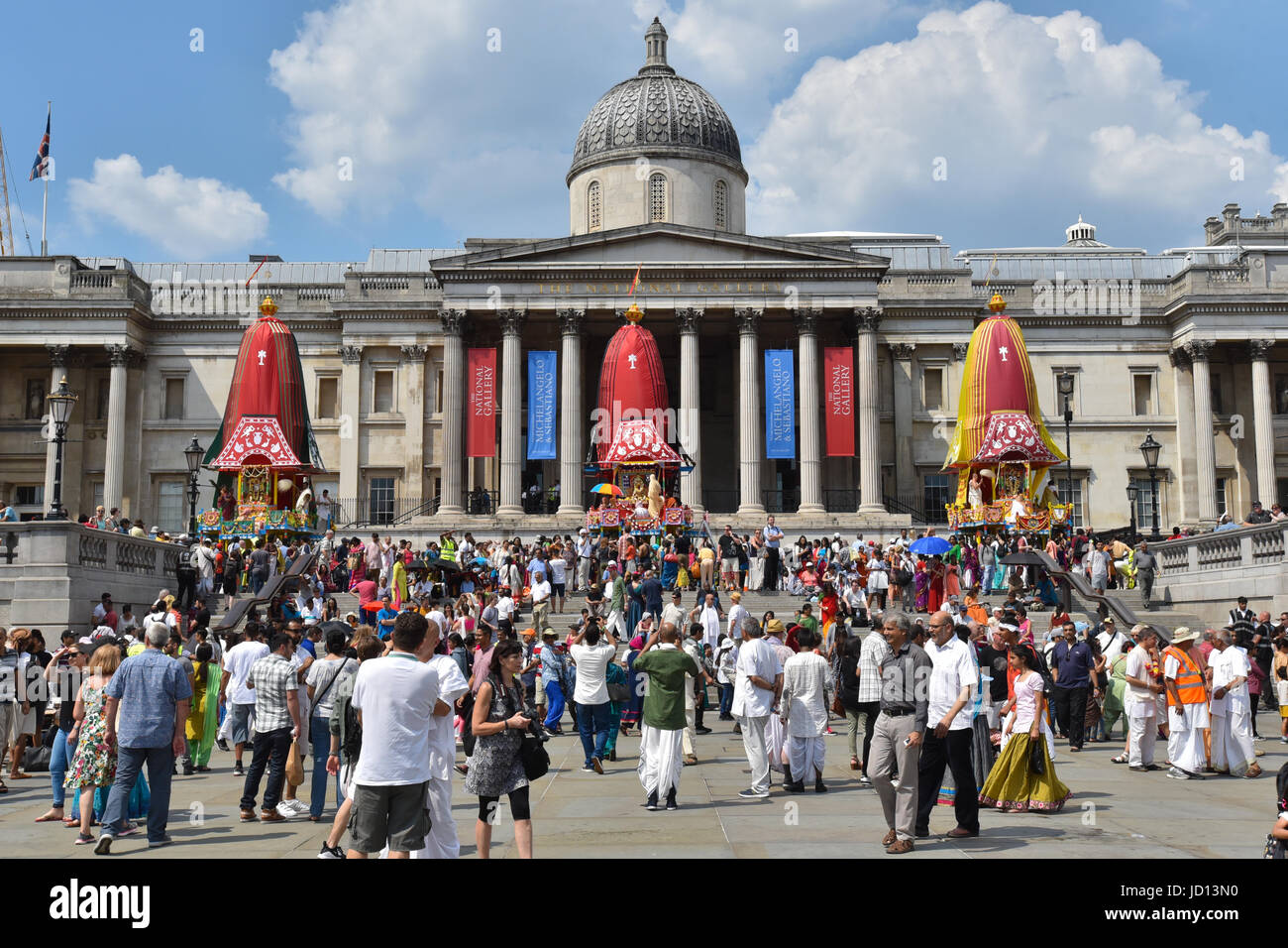 London, UK. 18th June 2017. The Hare Krishna London Rathayatra chariots ...