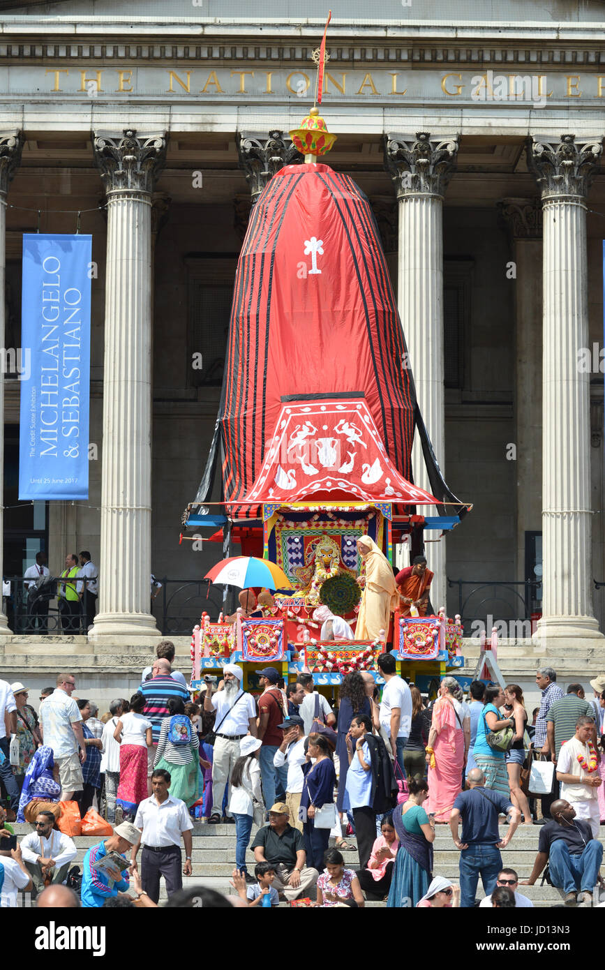 London, UK. 18th June 2017. The Hare Krishna London Rathayatra chariots ...