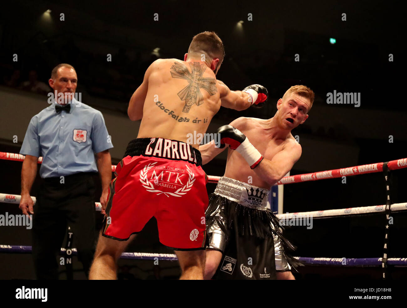 Jono Carroll in action against Johnny Quigley in the Super ...
