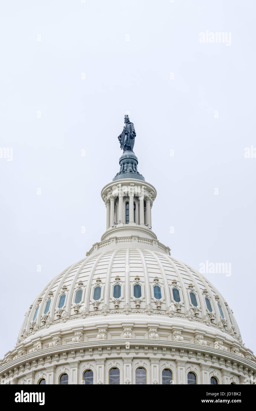 Capitol dome statue freedom hi-res stock photography and images - Alamy
