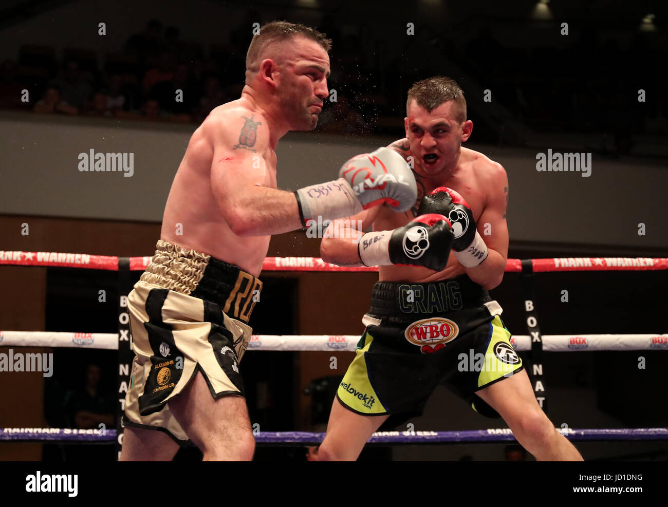 Craig Evans (right) against Stephen Ormond in the WBO European ...