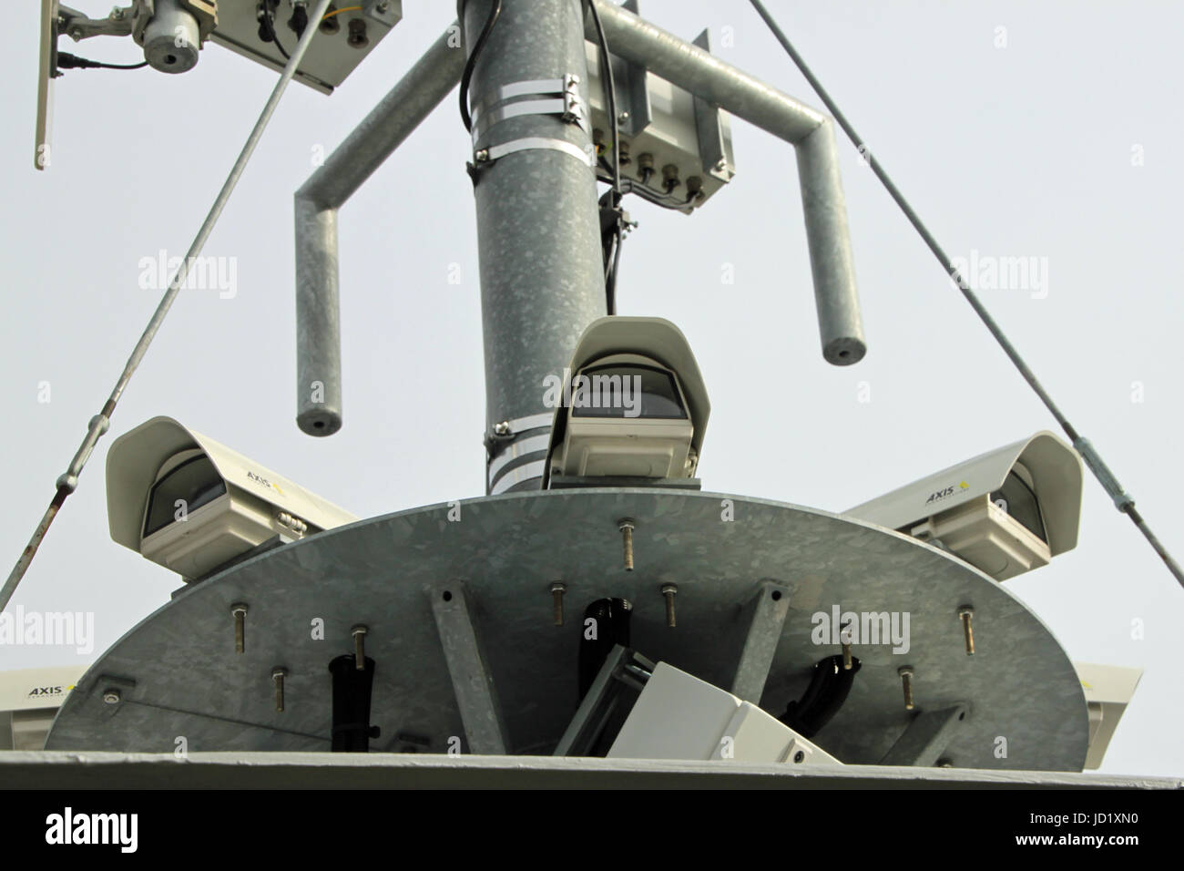 Monitoring and observation hi-res stock photography and images - Alamy