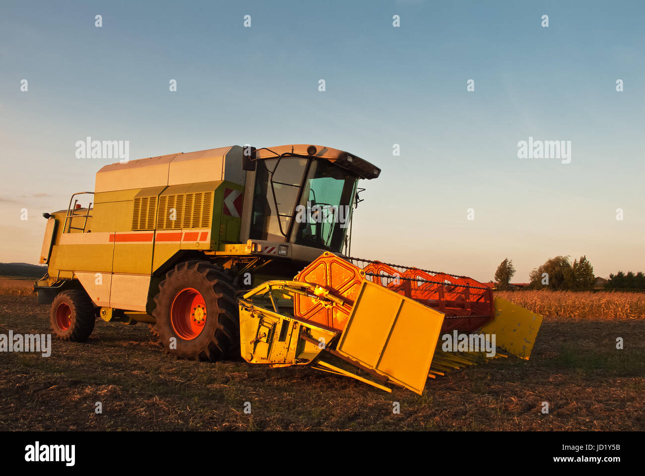 engine, drive, motor, agriculture, farming, combine harvester ...