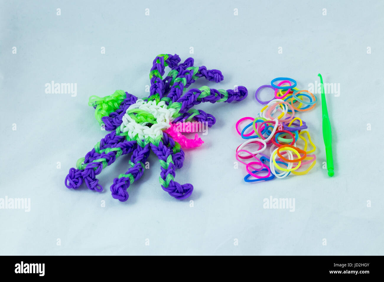 Loom bands hi-res stock photography and images - Alamy