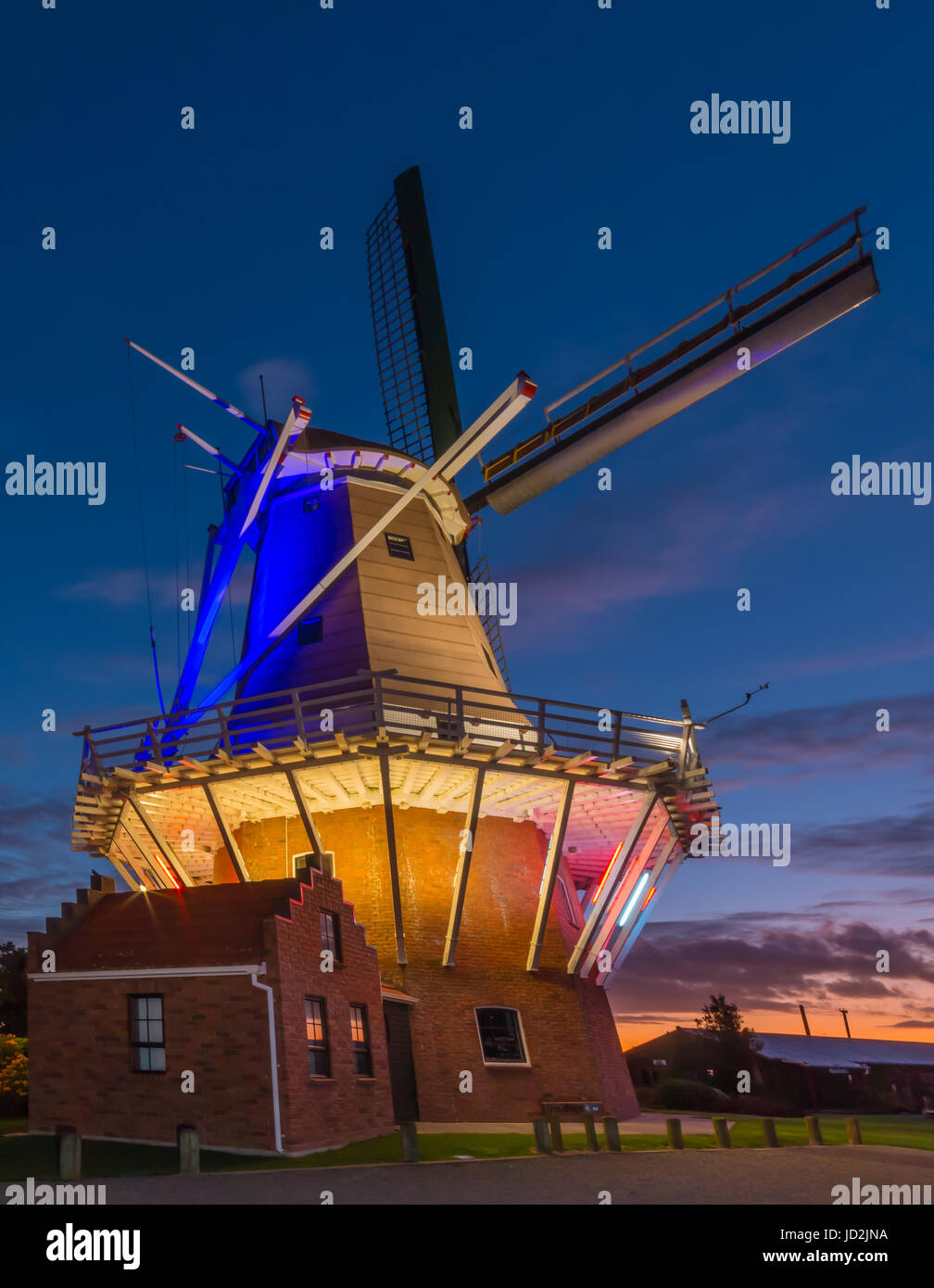 Foxton windmill name De Molen is a authentic Dutch windmill. And is ...