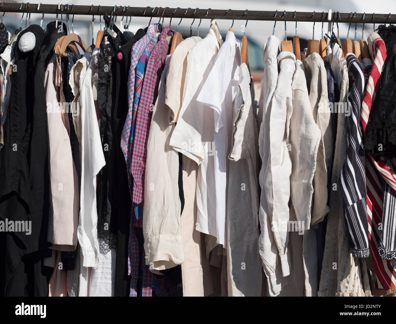 Rack secondhand clothes hi-res stock photography and images - Alamy