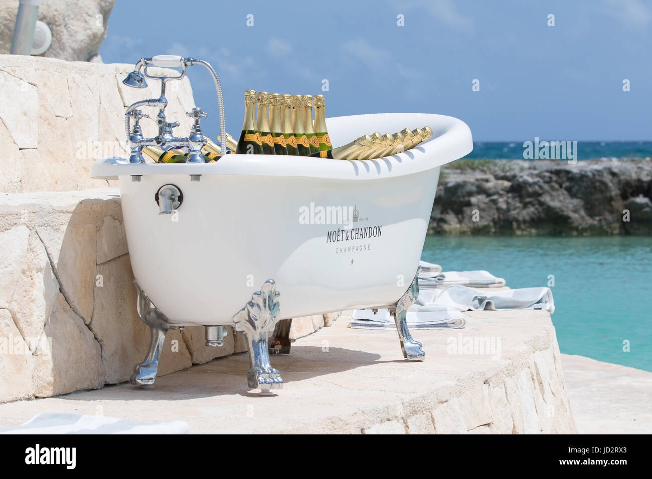 High resolution photos hard rock riviera maya hi-res stock photography ...