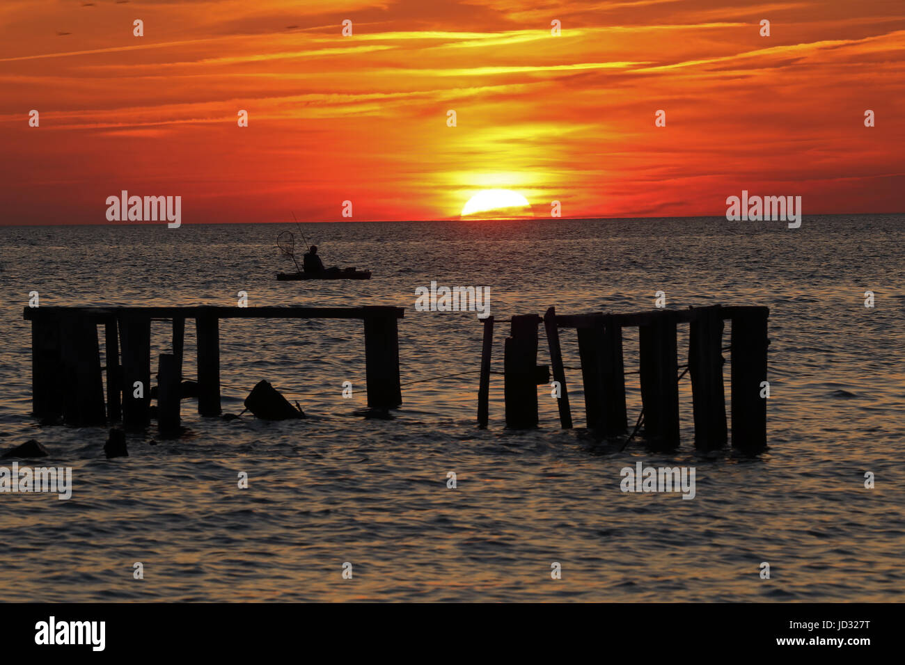 Fishing at sunset, Delaware bay. New Jersey Stock Photo - Alamy