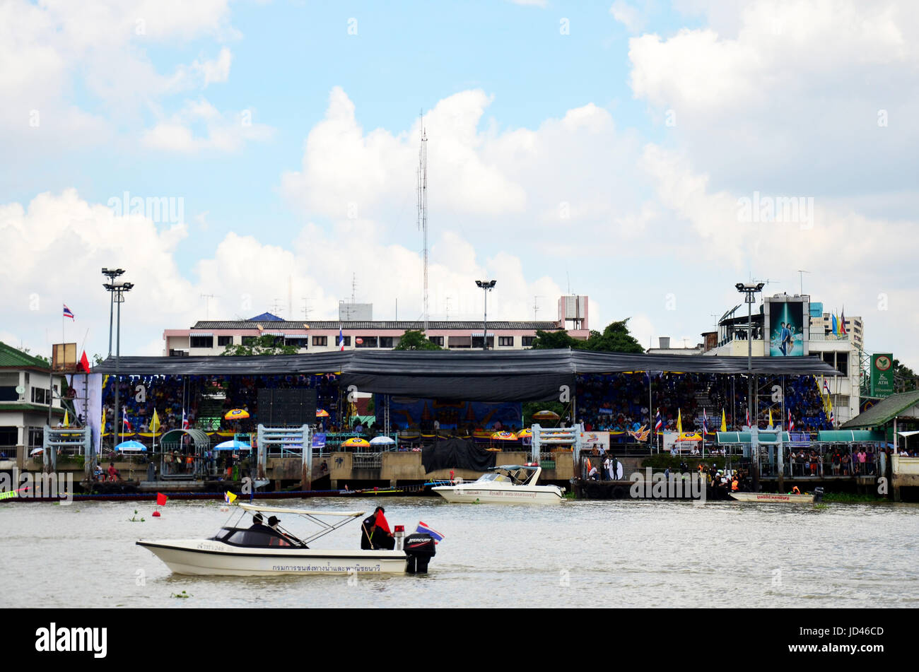 Thai people and travelers foregner join and cheer athlete rowing boat ...