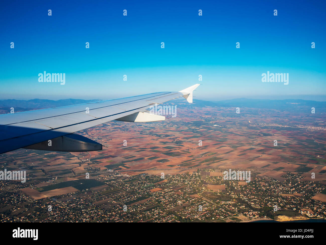 View from the window of an airplane while flying Stock Photo - Alamy