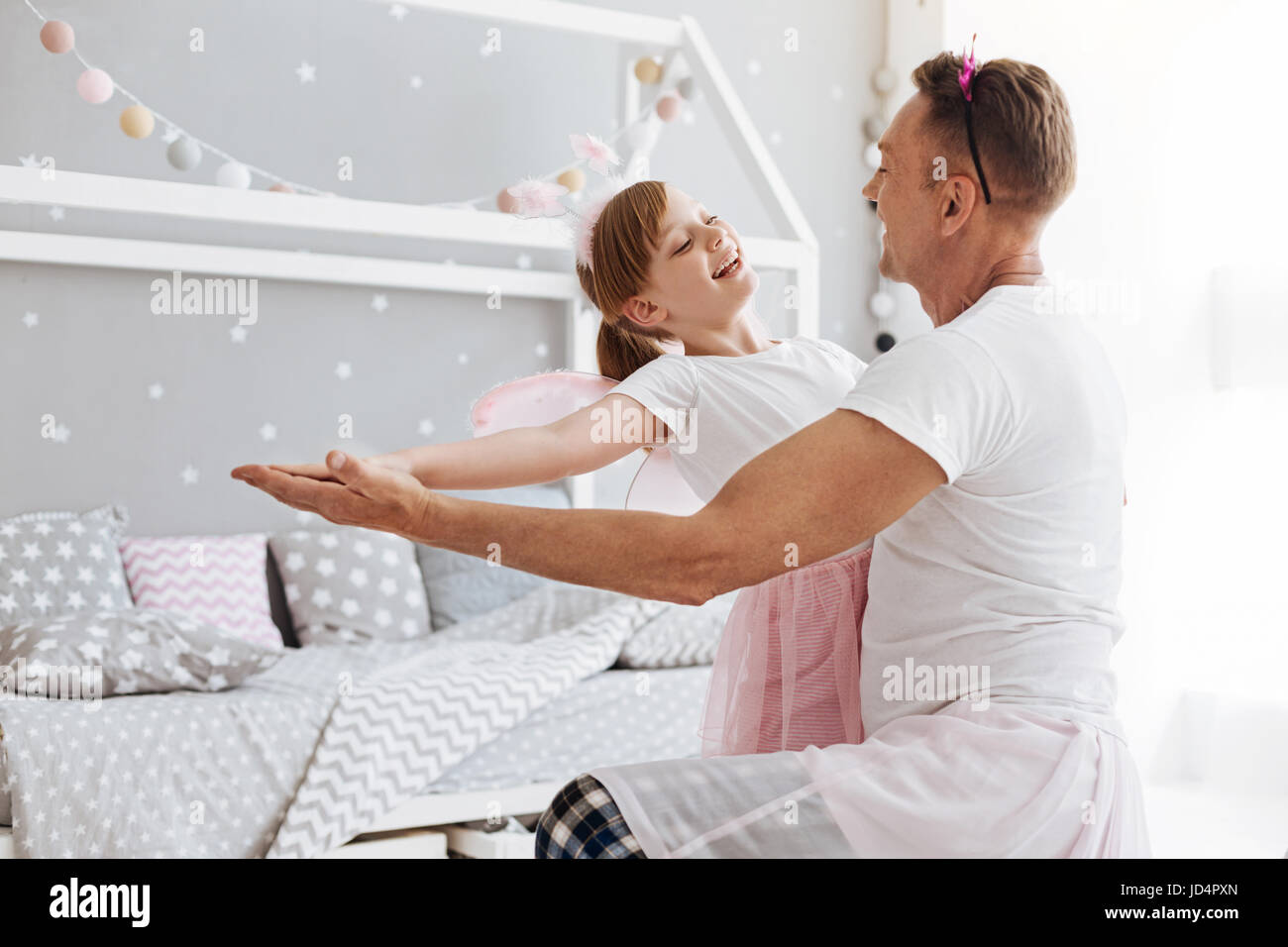 Dad and daughter dancing hi-res stock photography and images - Alamy