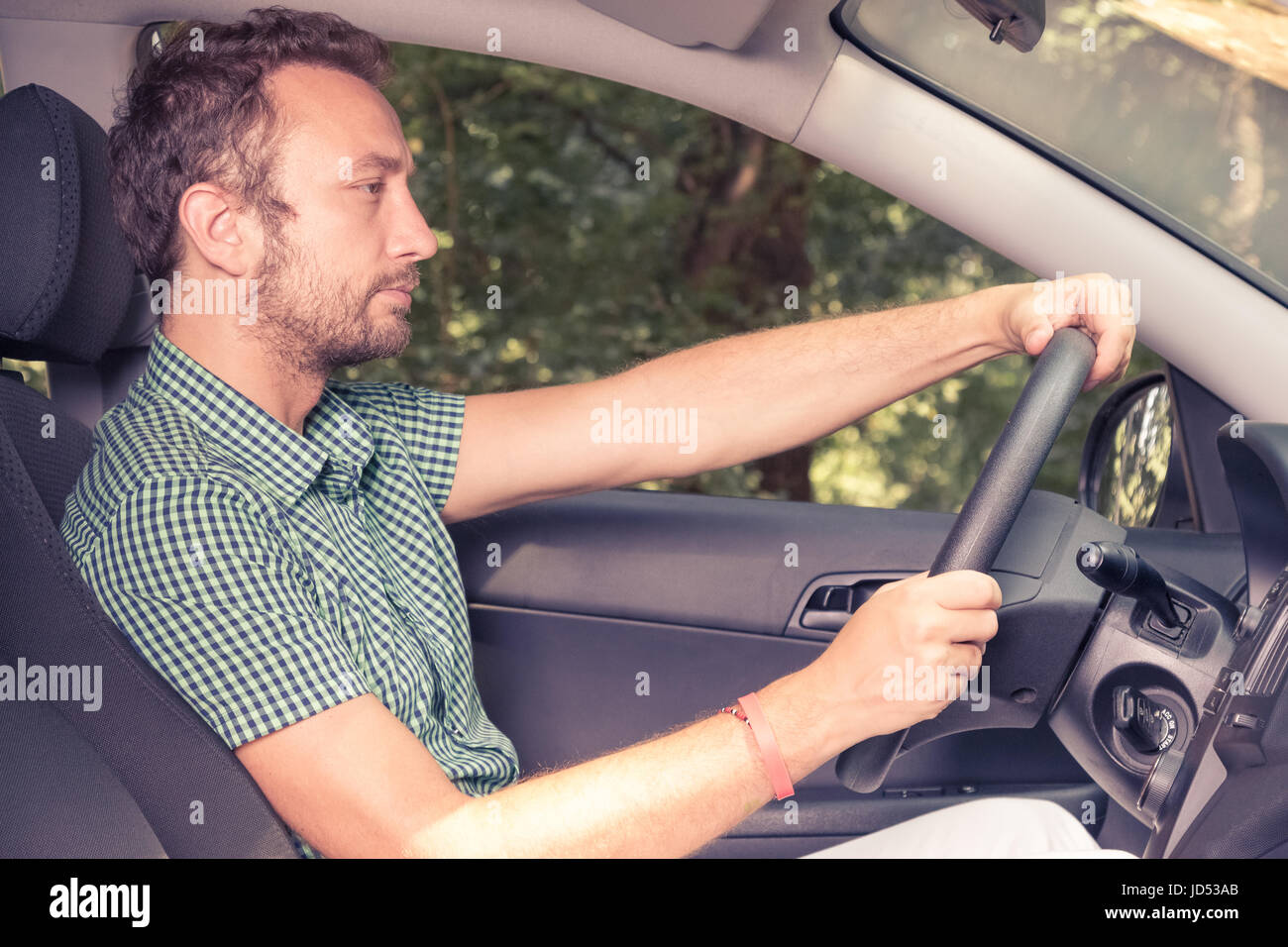 Side point of view hi-res stock photography and images - Alamy