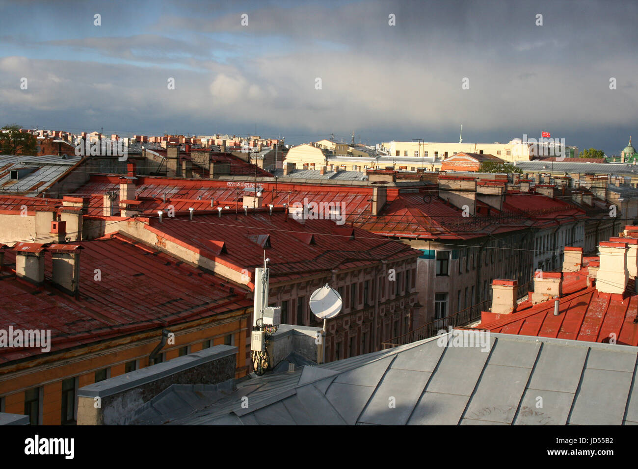 Rooftop top roof house hi-res stock photography and images - Alamy