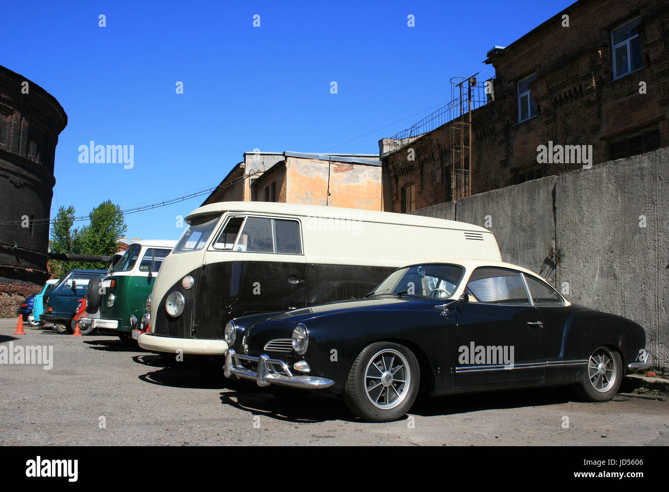 Russian classic cars hi-res stock photography and images - Alamy