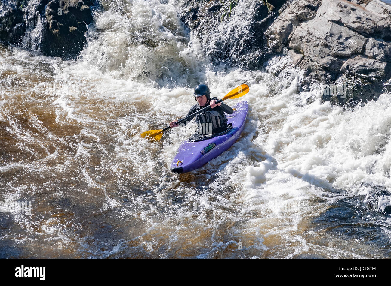Whitewater canoe hi-res stock photography and images - Alamy