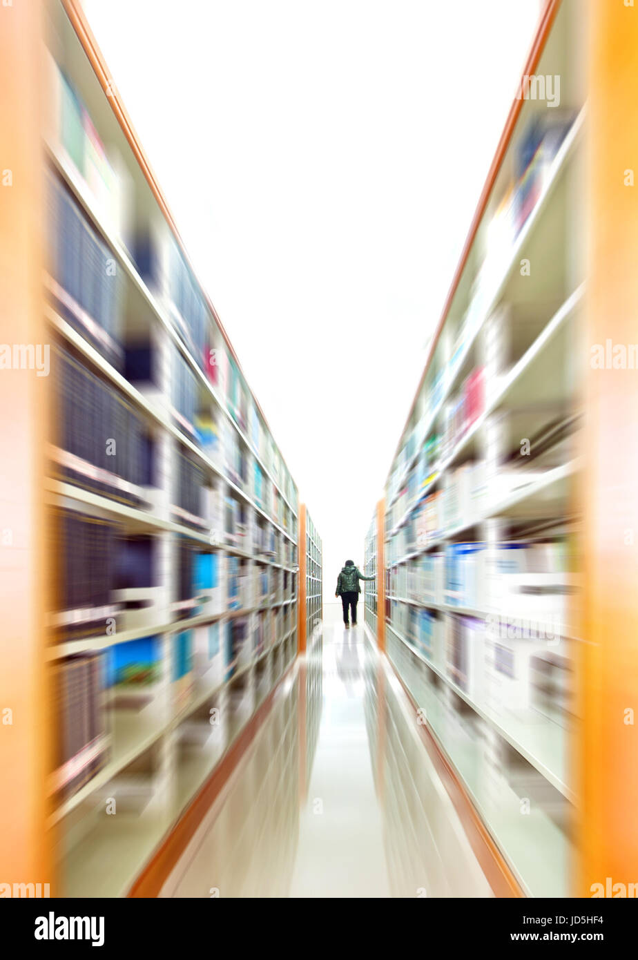 Old library aisle hi-res stock photography and images - Alamy