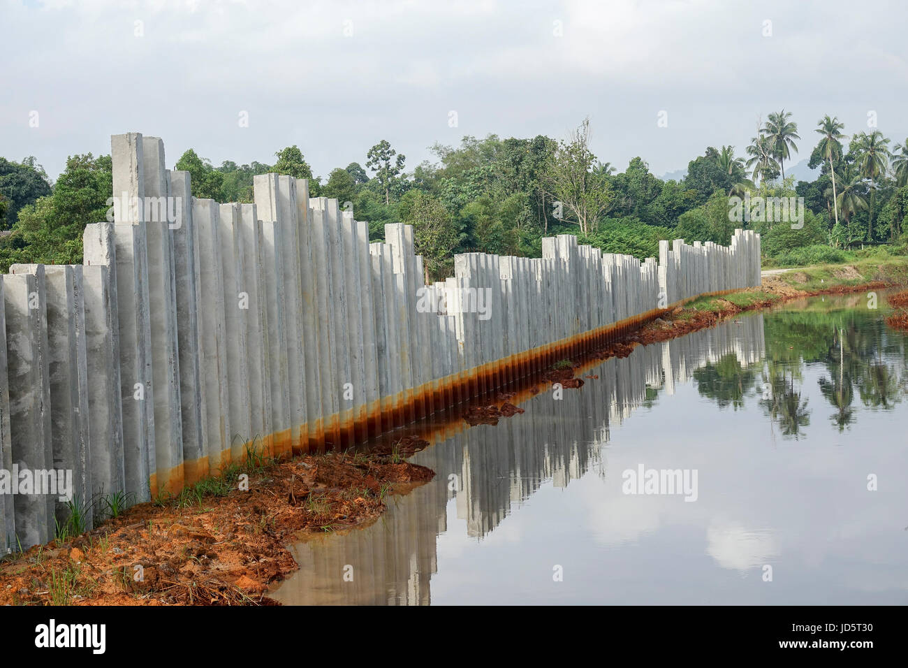 Piling machine hi-res stock photography and images - Alamy