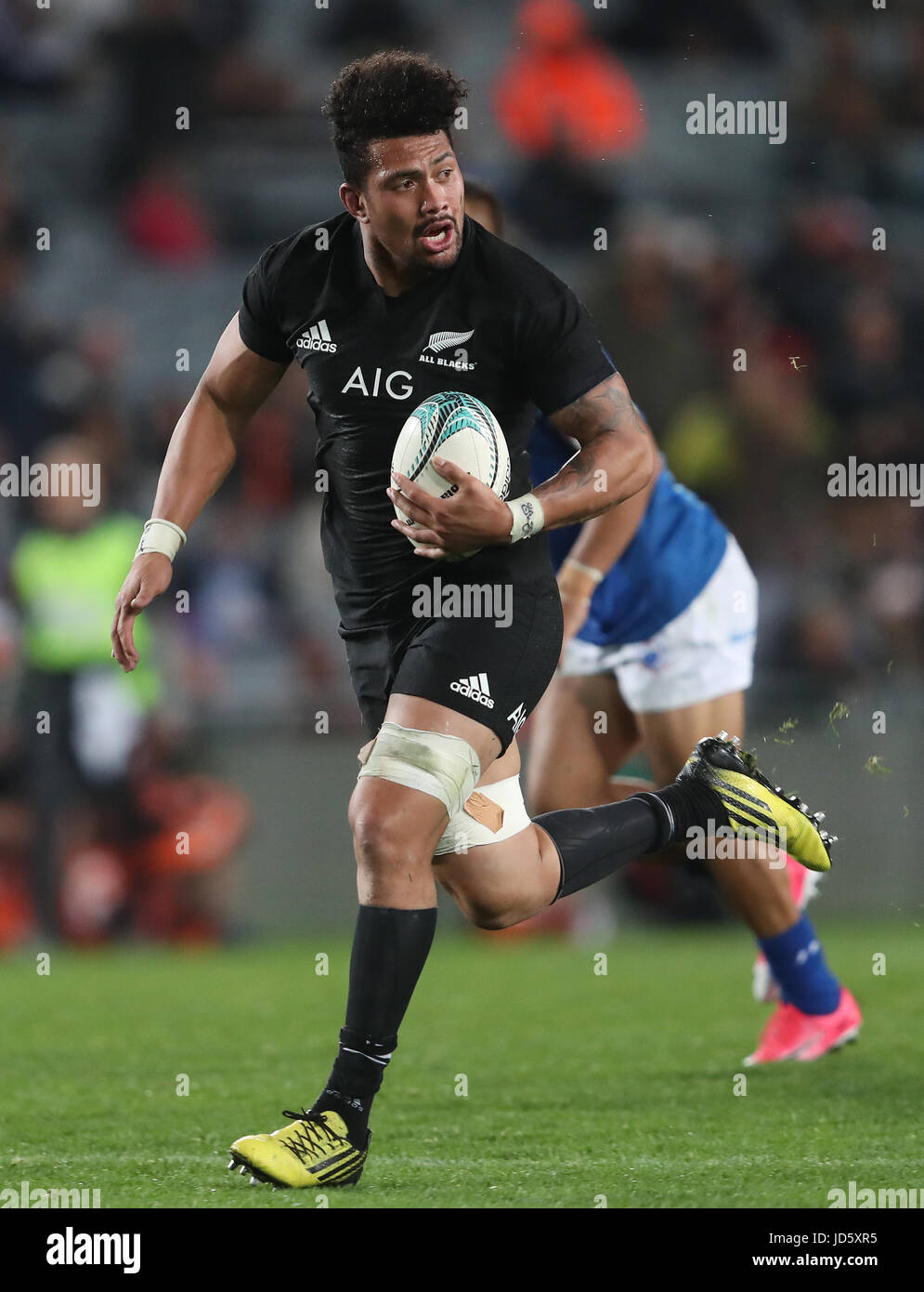 New Zealand's Ardie Savea Stock Photo - Alamy