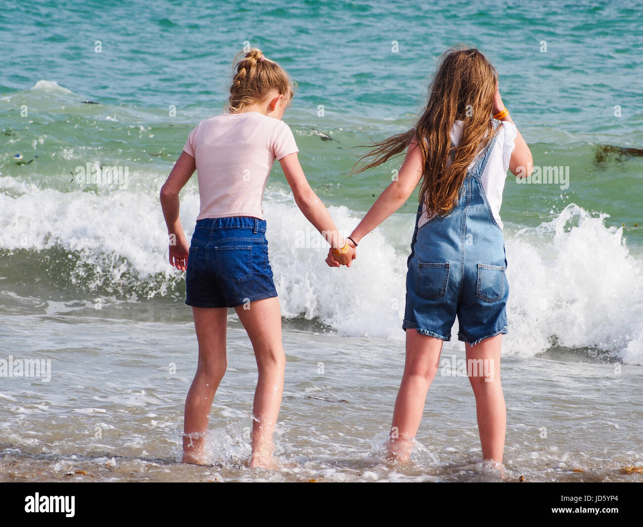 Seaside girls hi-res stock photography and images - Alamy