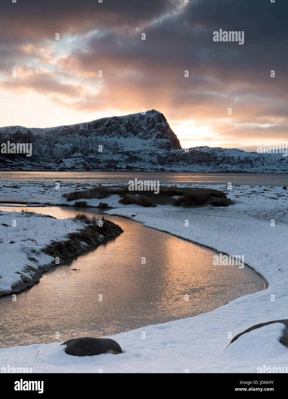 Lofoten island hi-res stock photography and images - Alamy