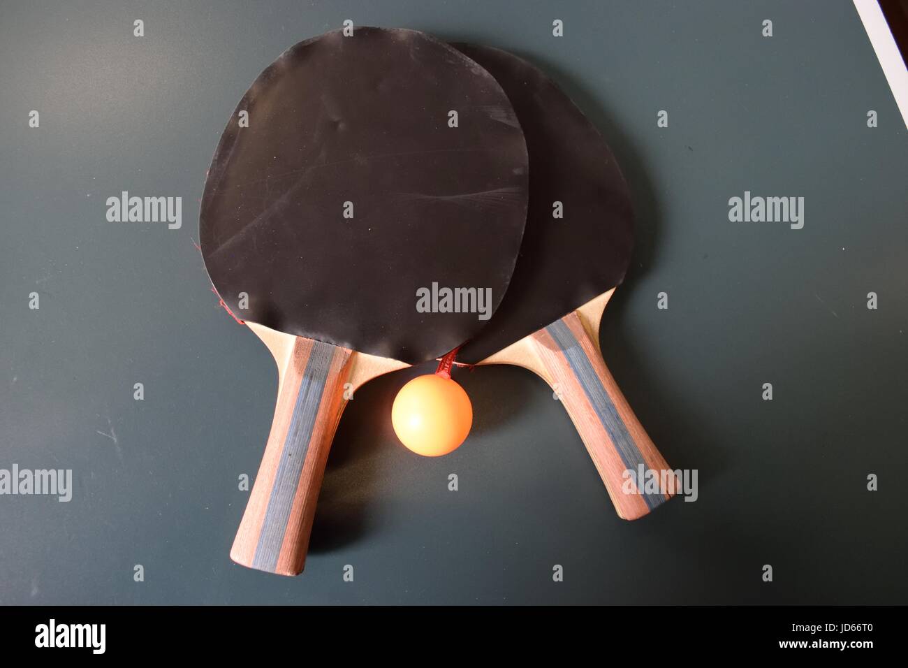 Shadow table tennis hi-res stock photography and images - Alamy
