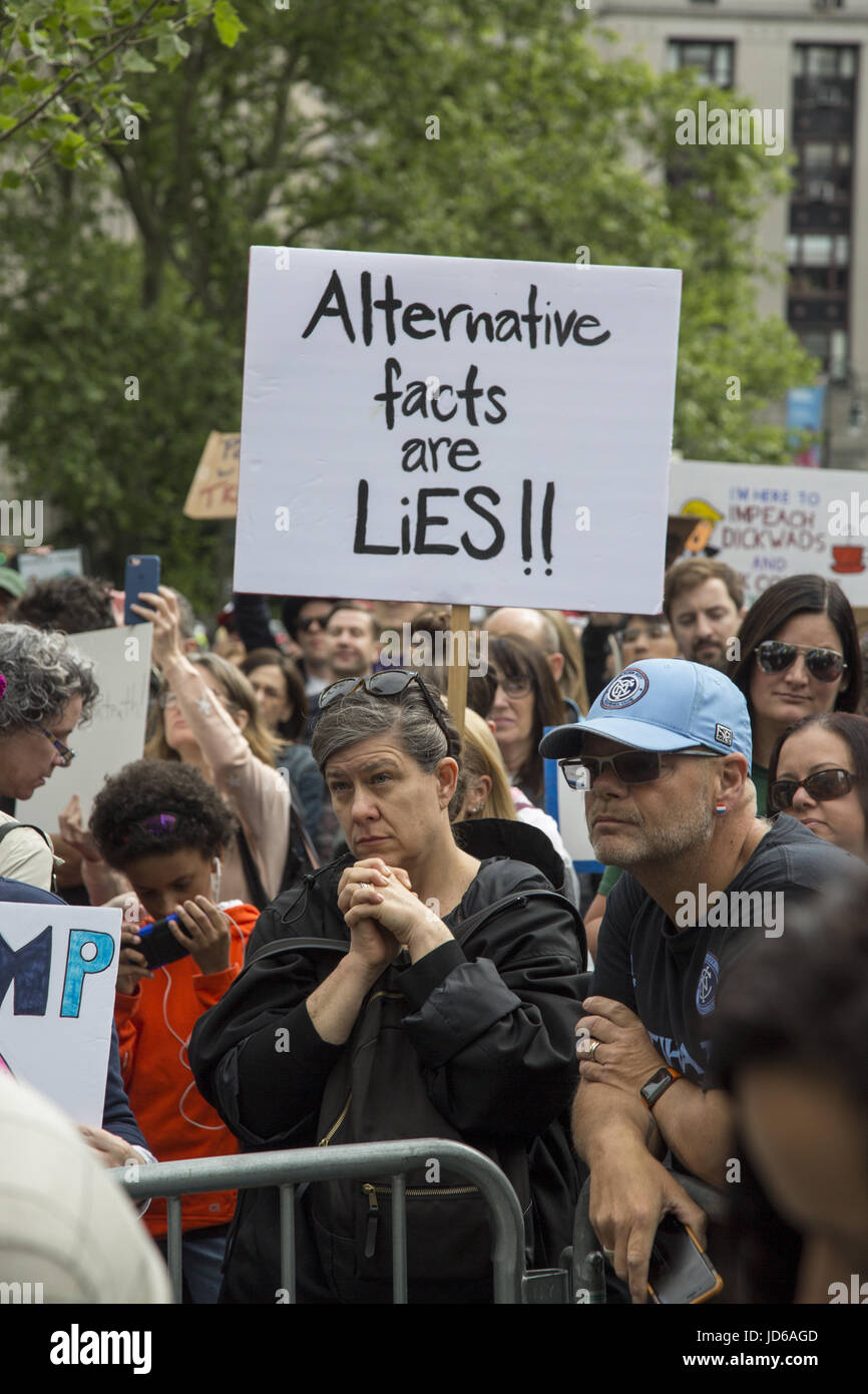 March For Truth in NYC that began by the Feredal Courthouse in lower ...