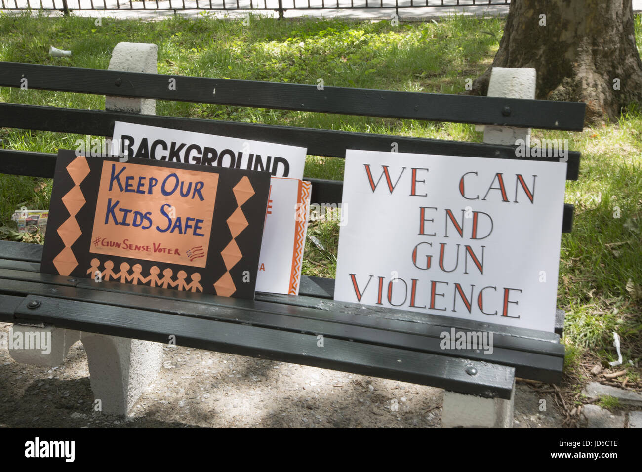 Moms demand action for gun sense in america hi-res stock photography ...