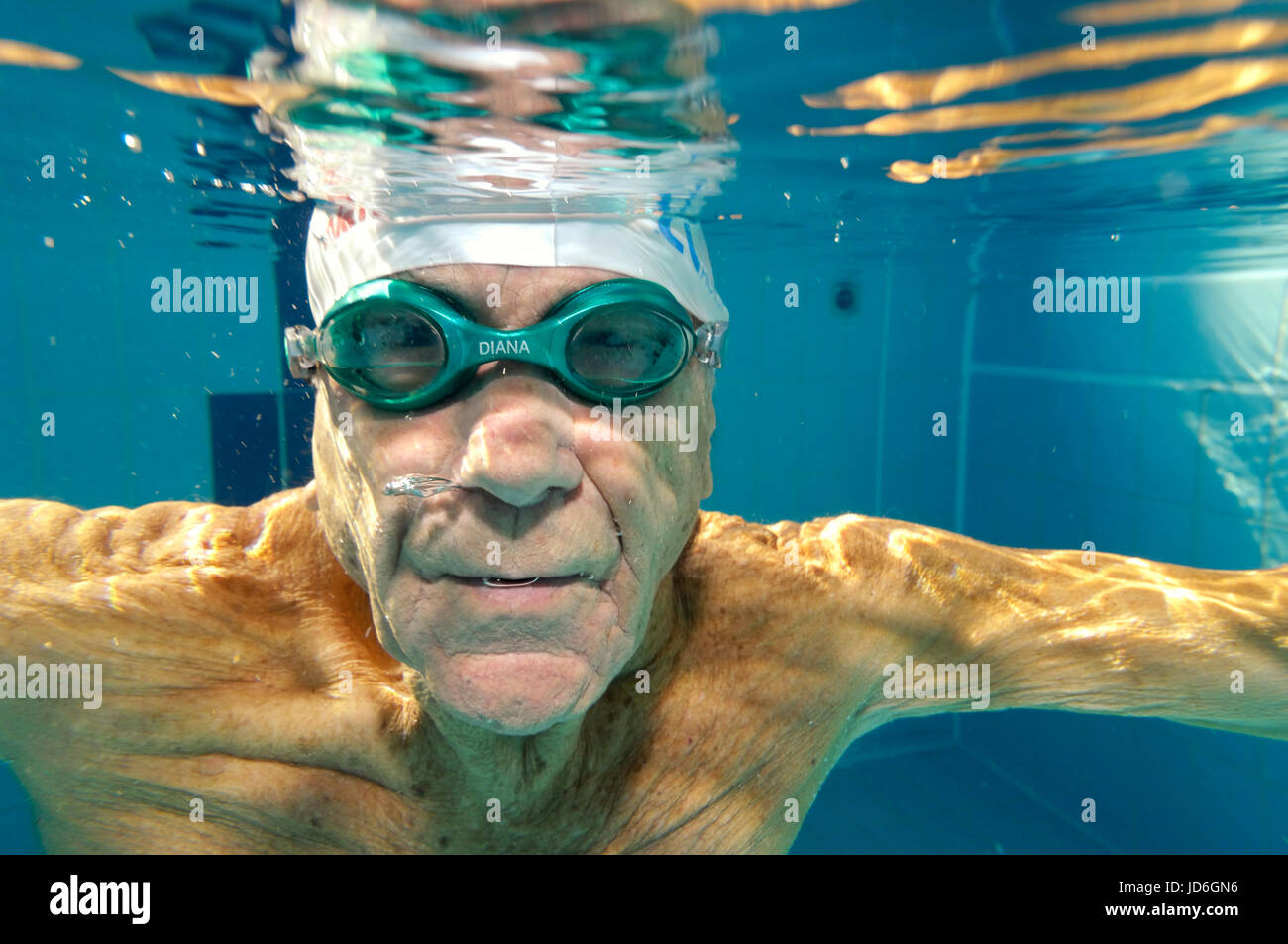 old champion swimming Stock Photo - Alamy