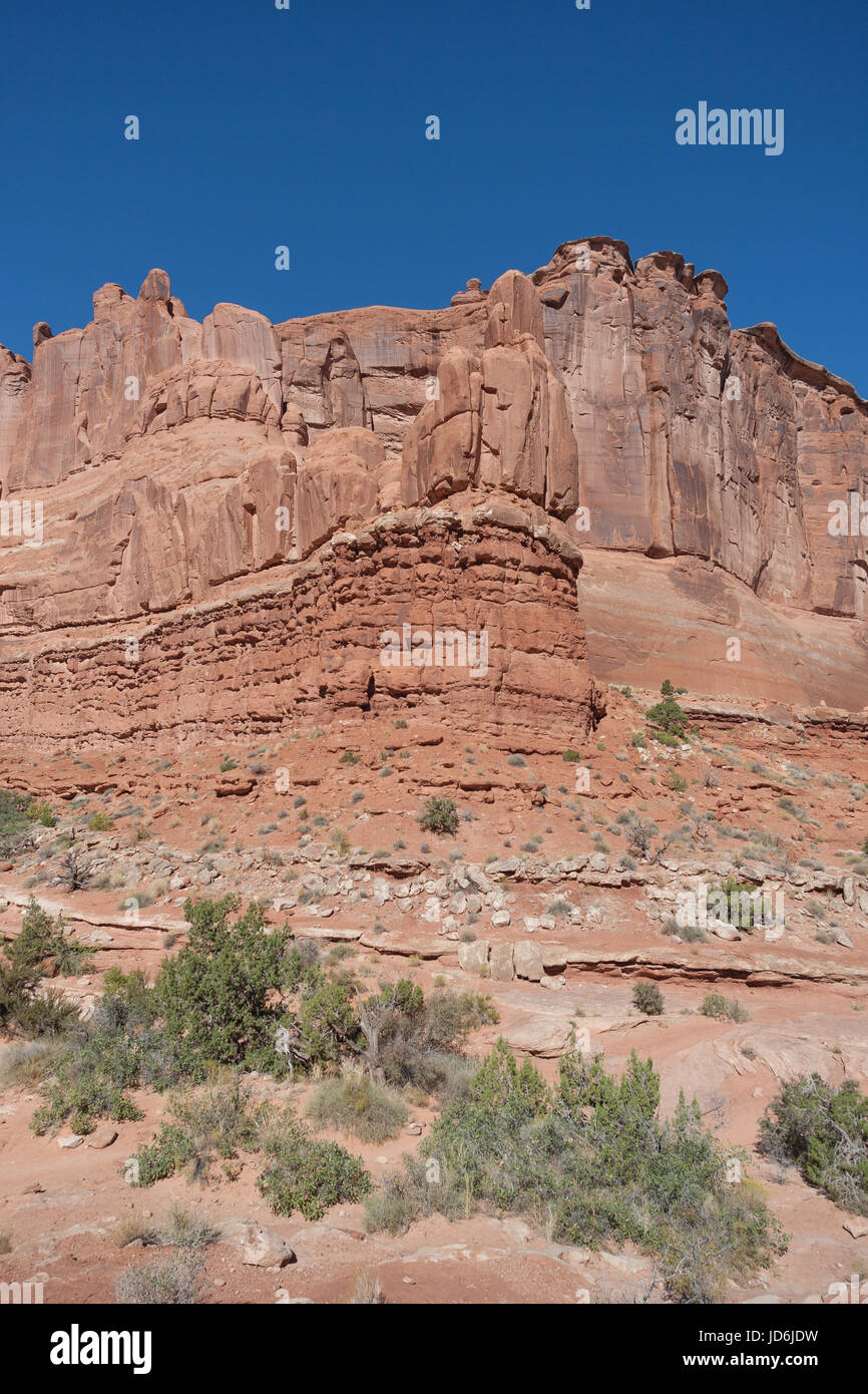 Vertical Rock Formation in Arches National Park Stock Photo - Alamy