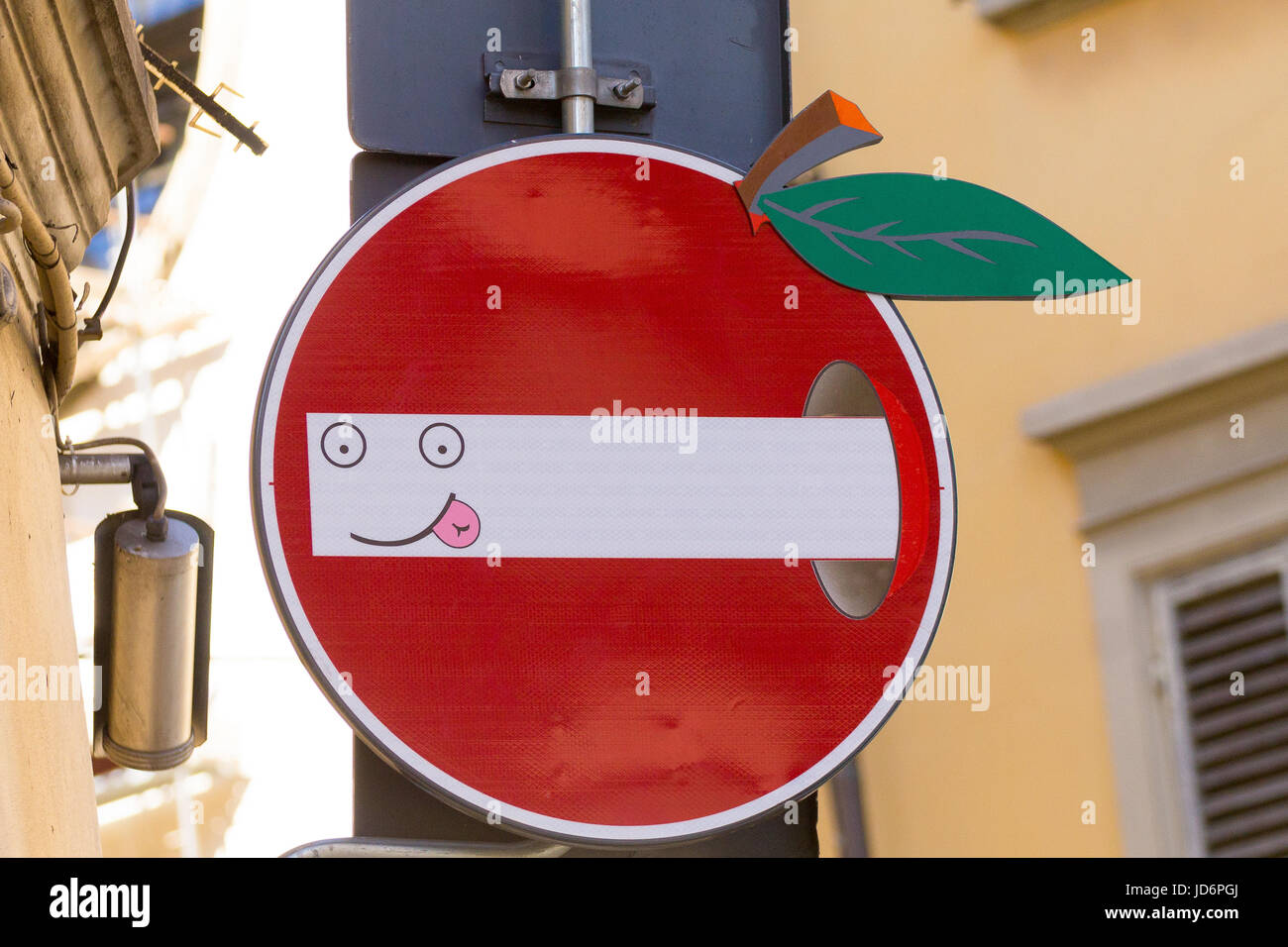 Road sign that looks like an apple, street art, metropolitan art Stock ...