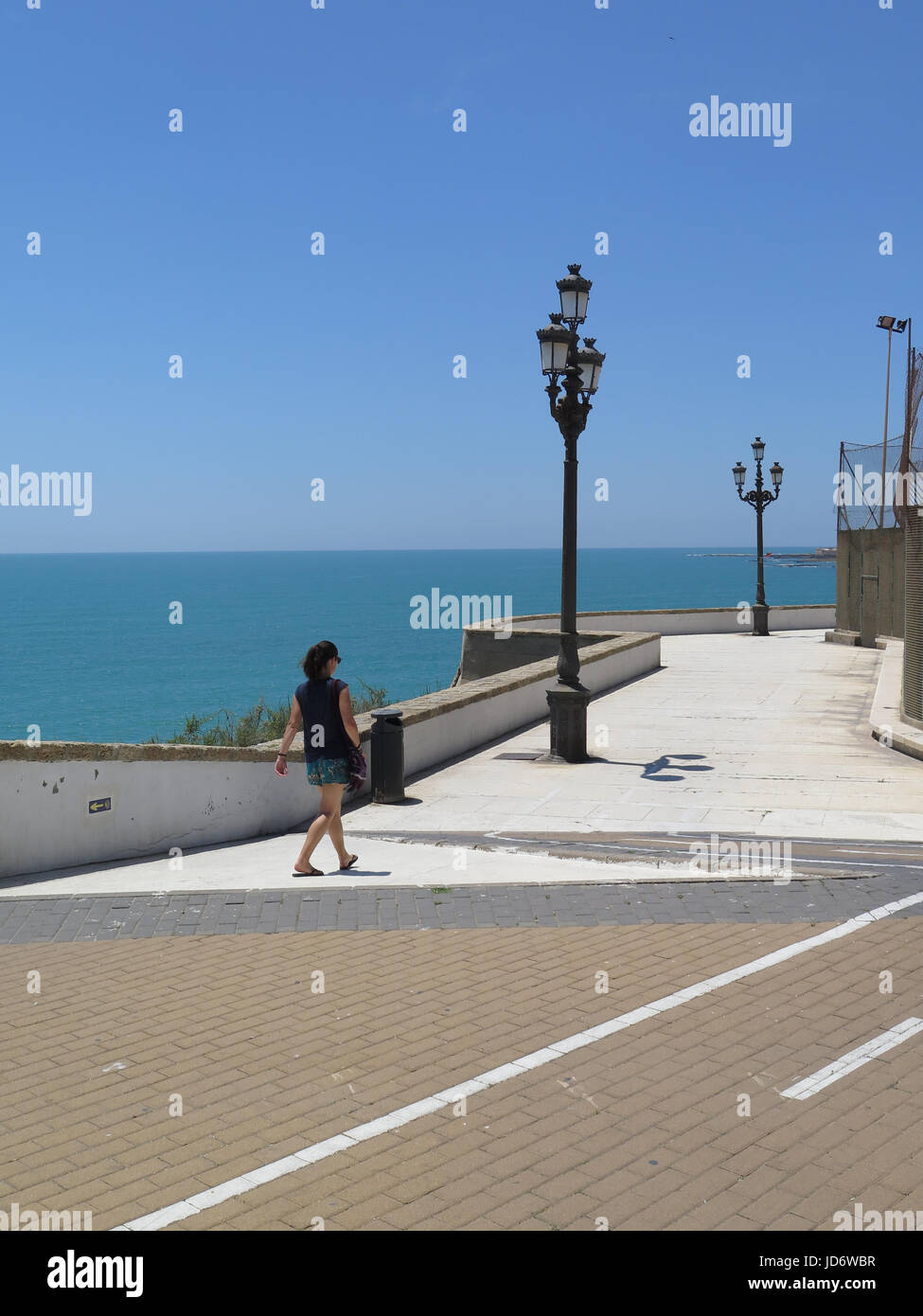 Promenade beach hi-res stock photography and images - Alamy