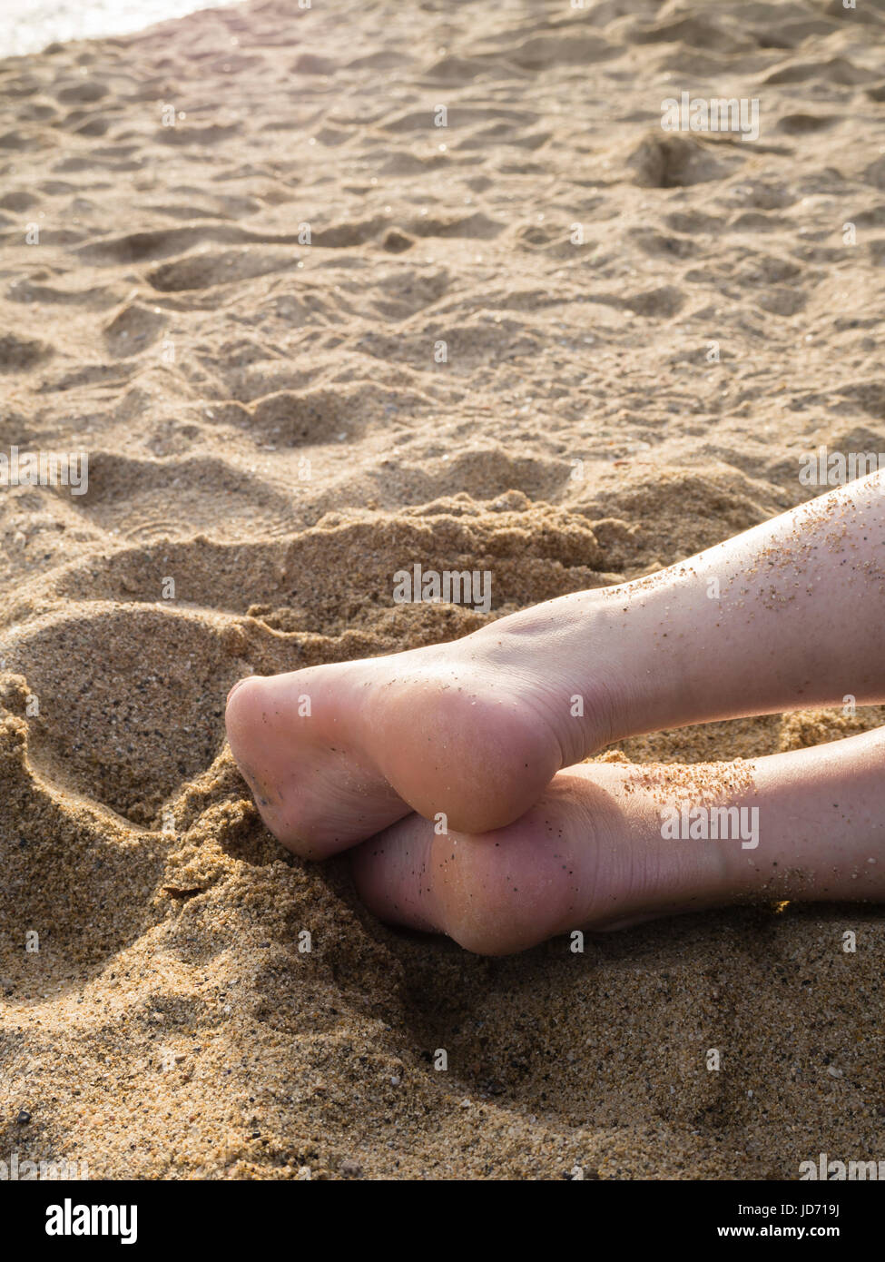 Barefoot hi-res stock photography and images - Alamy