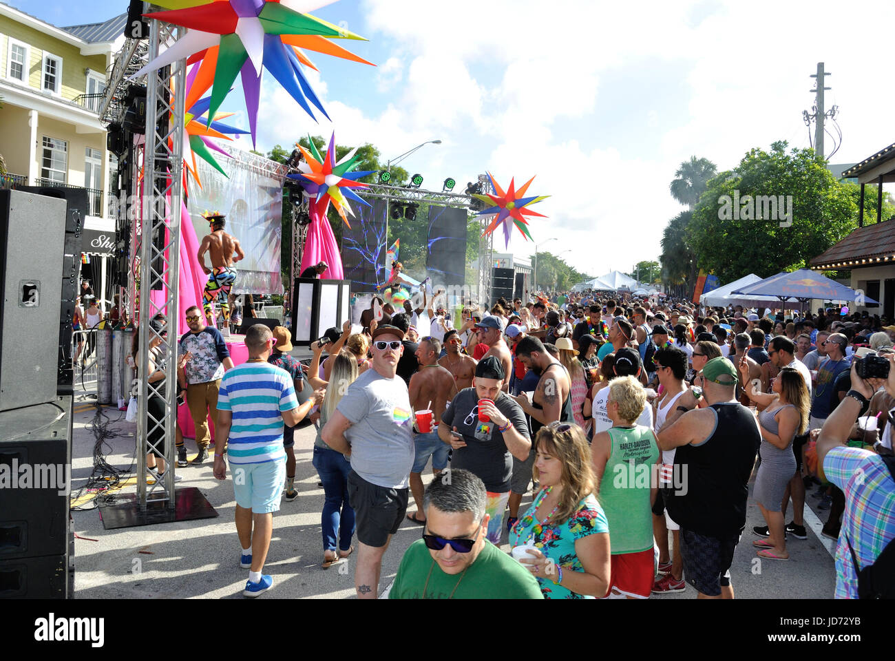 Wilton Manors, Florida, USA. 17th June 2017. Wilton Manors Stonewall ...